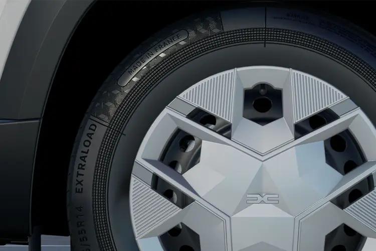 Dacia Spring SUV 27kWh Expression 45 33kW 5dr Auto Lease Deals | LeaseWorld